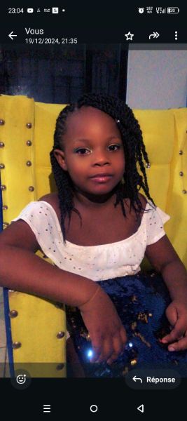 Vota por Victoria en el concurso del World Model Kid